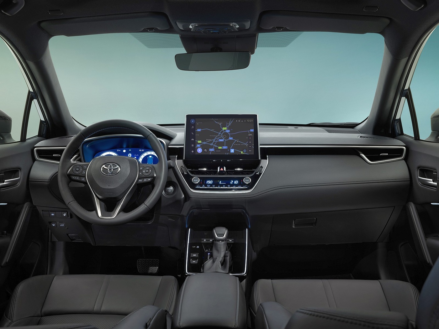 Nowa Toyota Corolla Cross: lepiej niż było | OTOMOTO News