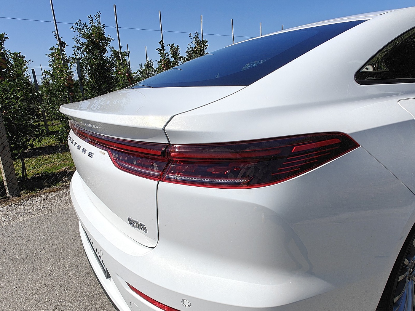 Bestune B70: test rywala Skody Superb | OTOMOTO News