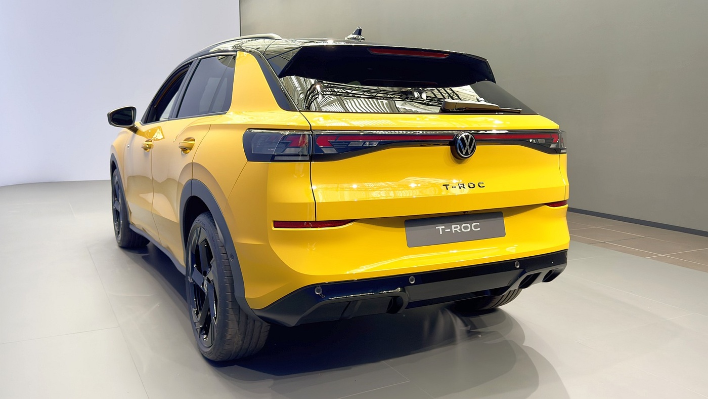 Volkswagen T-Roc 2026: większy, hybrydowy | OTOMOTO News