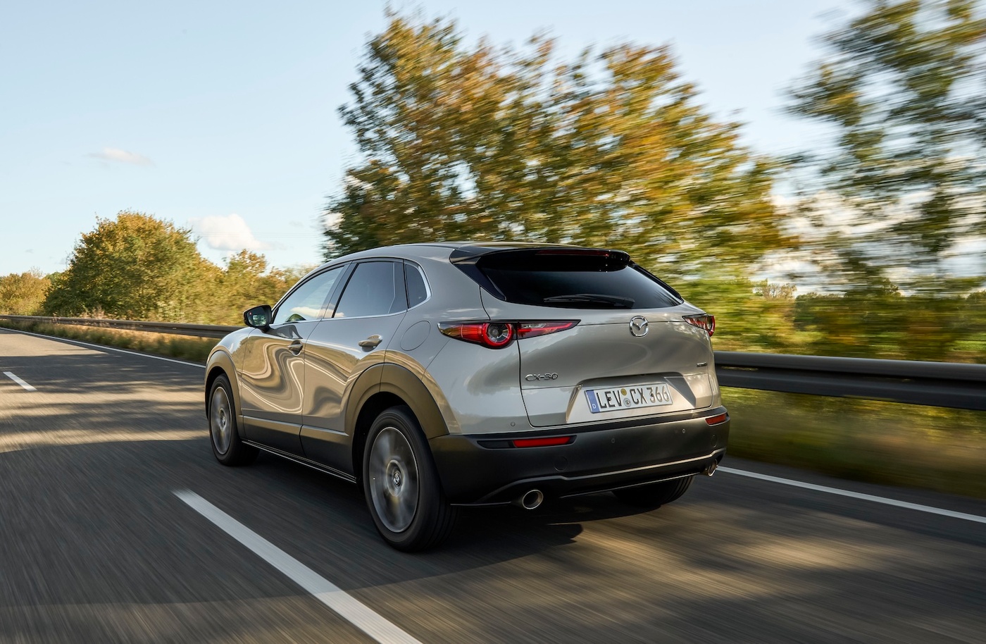 Nowy silnik i ceny dla modeli Mazda 3 i CX-30 | OTOMOTO News