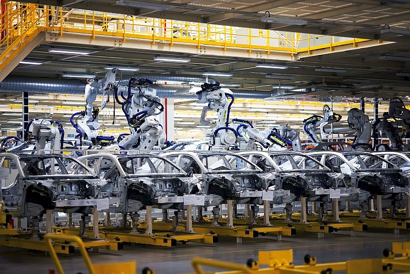 Fabryka Izery: zgodnie ze standardami Geely | OTOMOTO News
