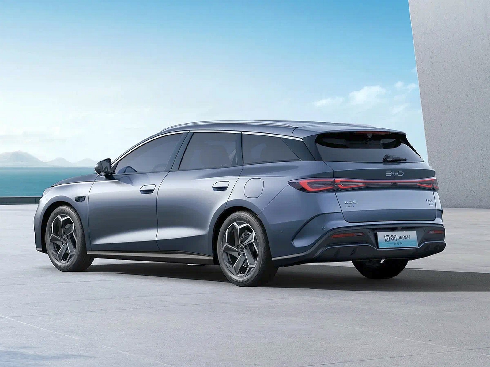 BYD Seal 6 DM-i Touring wchodzi do Polski | OTOMOTO News